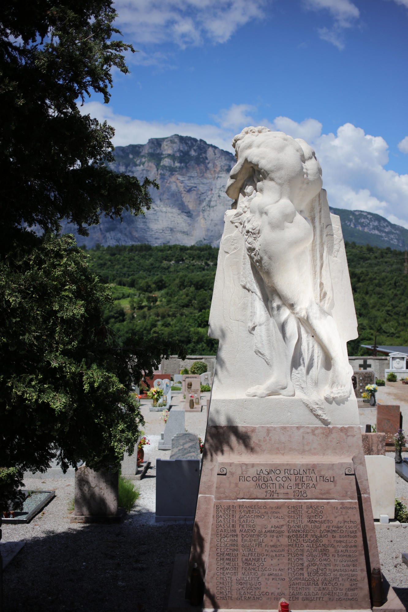 Monumento ai caduti di Lasino – Francesco Trentini, scultore